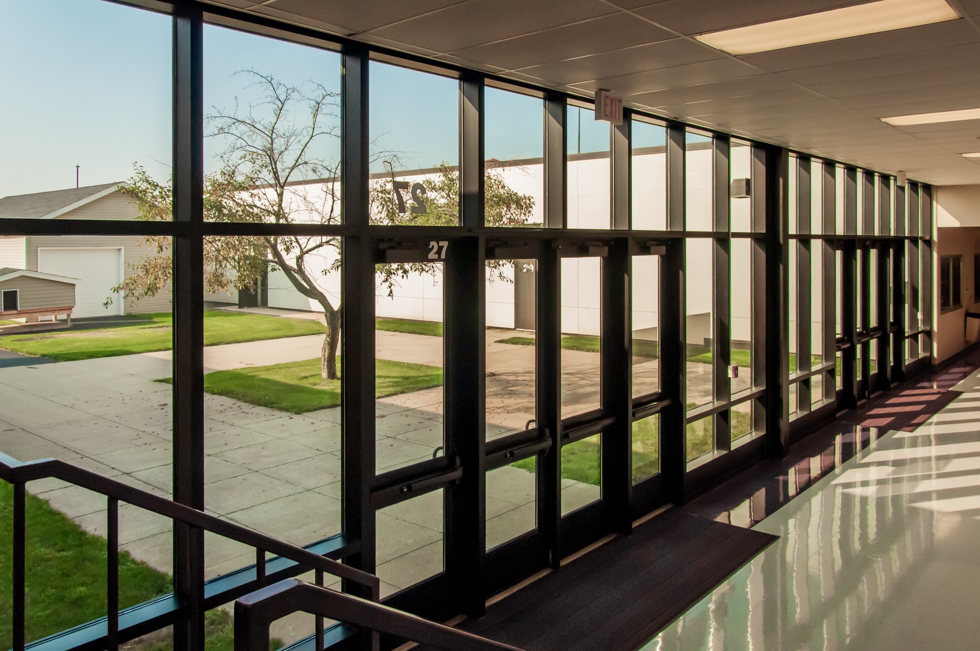 2” Face Curtain Wall System - Cross Aluminum