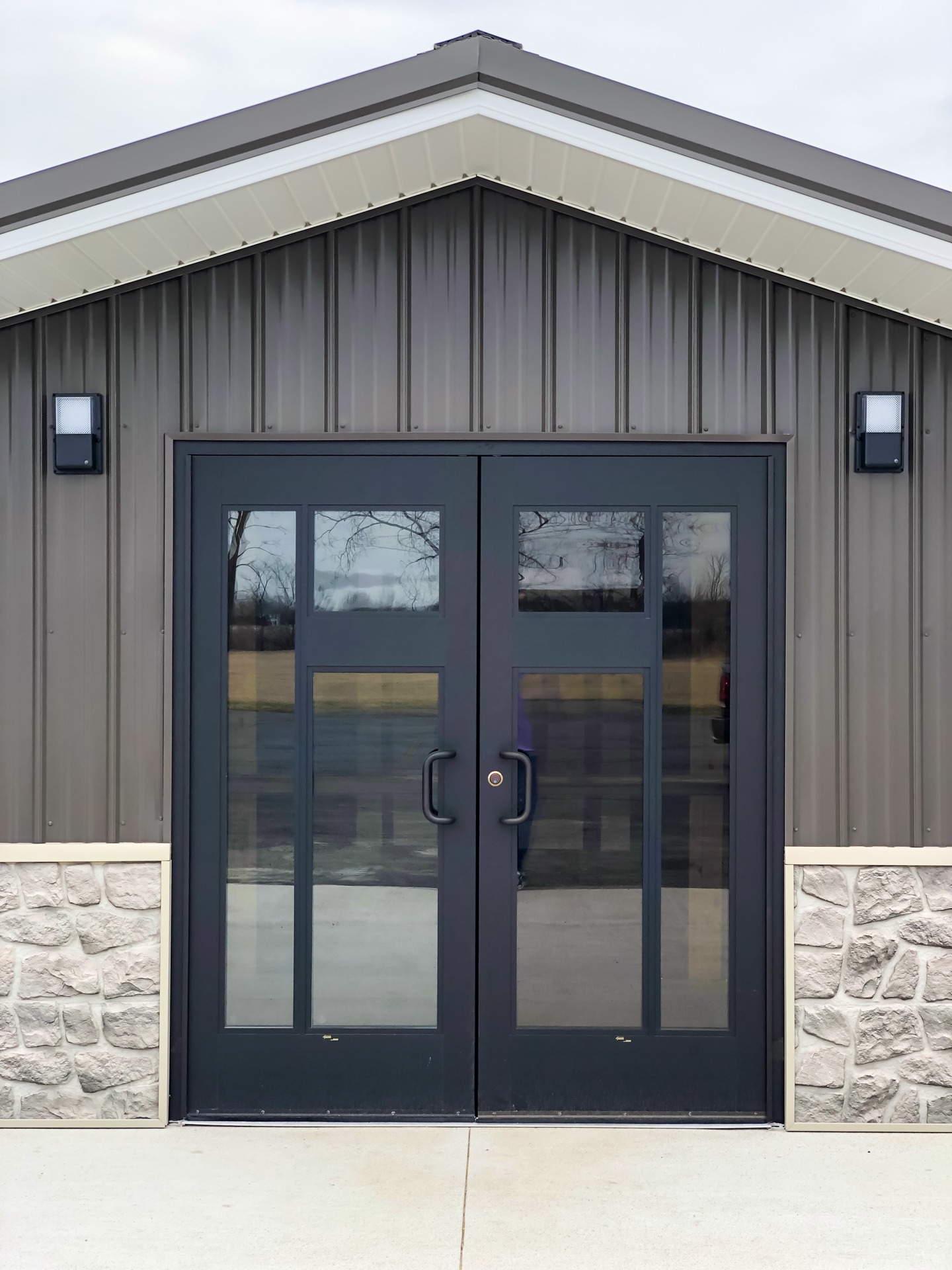 MS-400 Medium Stile and Rail Door Entrances - Cross Aluminum