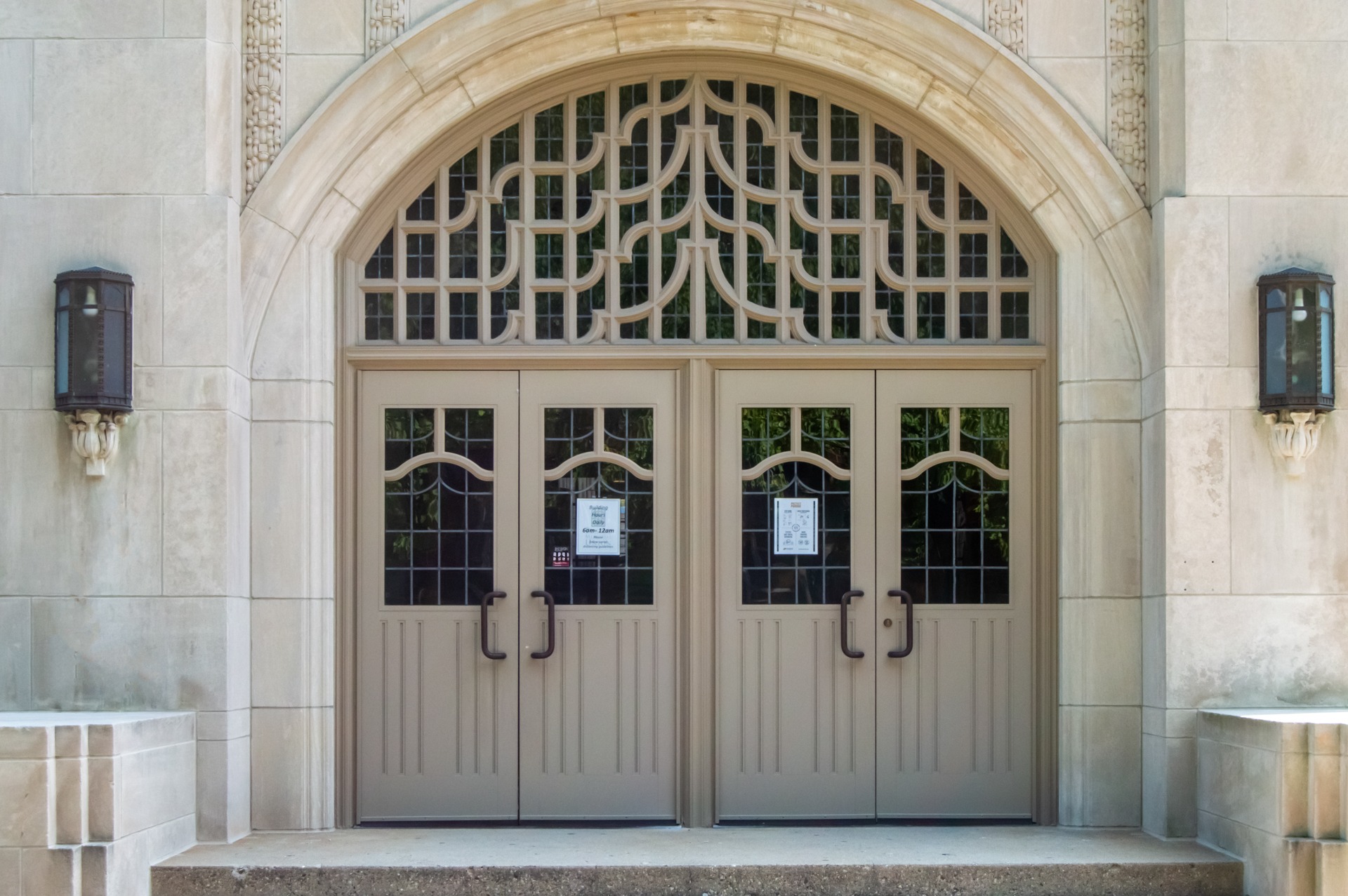 MS-400 Medium Stile and Rail Door Entrances - Cross Aluminum