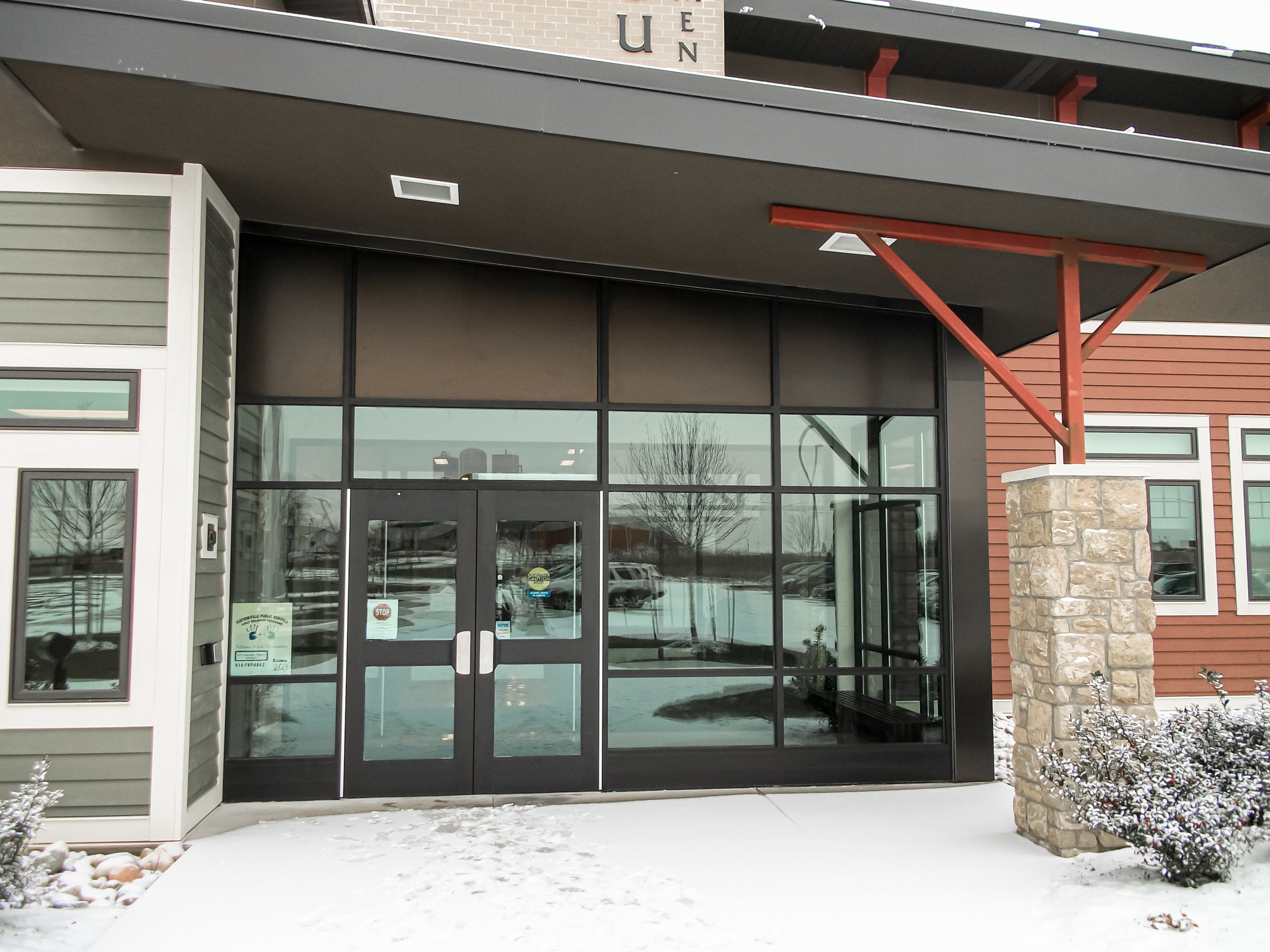 4 ½” Thermal Inside/Outside Storefront windows - Cross Aluminum