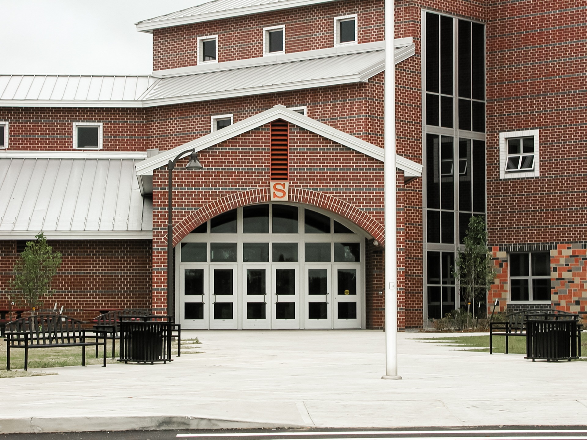 6 ½” Thermal Commercial Storefront Windows System - Cross Aluminum