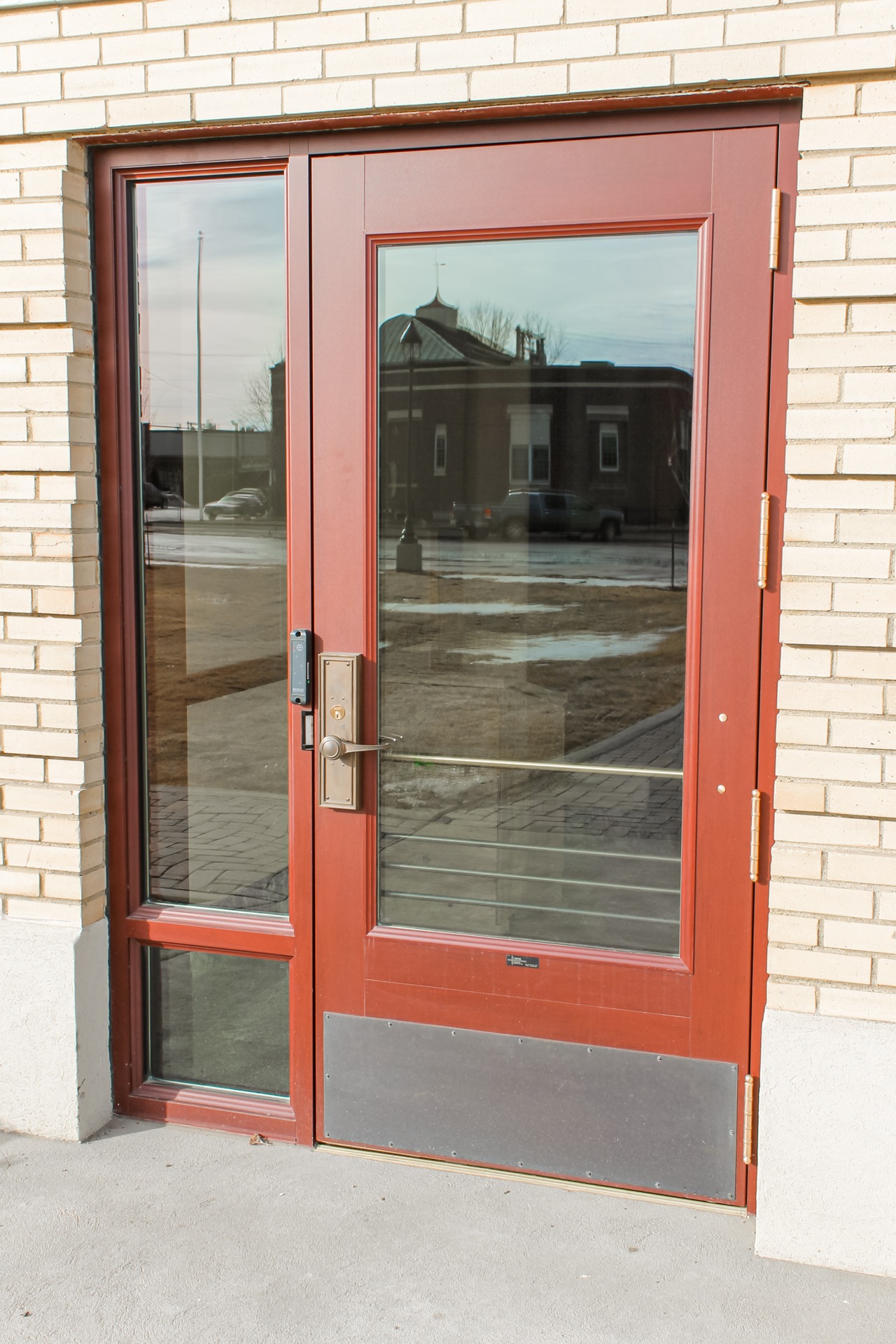 6 ½” Thermal Commercial Storefront Windows System - Cross Aluminum